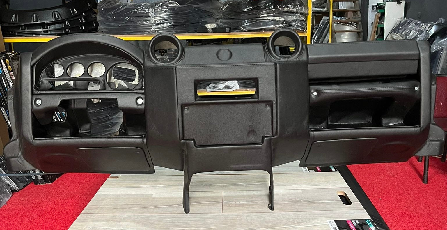 PUMA DASH LEATHER WRAPPED FOR LEFT HAND DRIVE DEFENDER – Legends Global ...